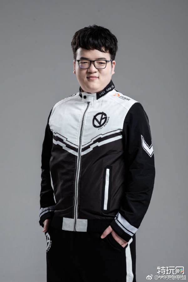 VG战队动态：2019全员春季赛定妆照出炉_特玩网