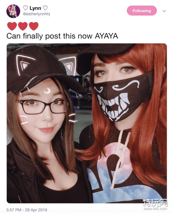 Sneaky女友合照秀恩爱：终于能发这张照片啦_特玩网