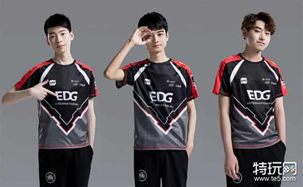 EDG夏季赛定妆照曝光：双人路可爱到“犯规”_特玩网