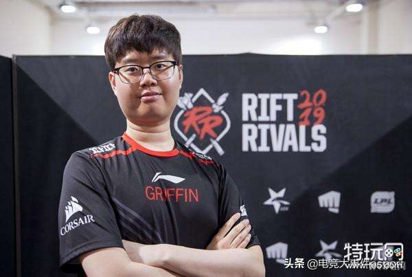 GRF上单Sword谈Zoom：对线方面没韩国顶尖上单好_特玩网