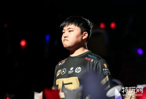 UZI采访对自己喊话：希望前进并一定要坚持到最后_特玩网LOL英雄联盟专区