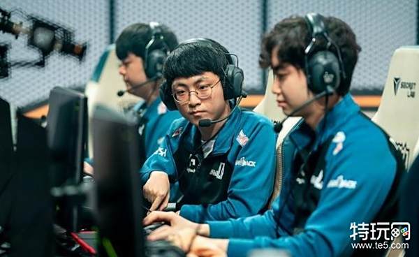 S9淘汰赛评述 训练赛无敌的DWG为何会止步八强_特玩网LOL英雄联盟专区