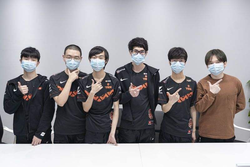 滔搏赛后群访 Karsa：Kanavi挺猛的 操作挺好的_特玩网LOL英雄联盟专区