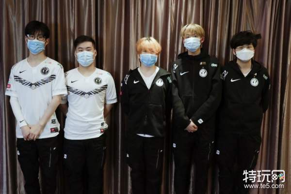 iG赛后群访 Leyan：盲僧正常操作 因为拿到优势_特玩网LOL英雄联盟专区