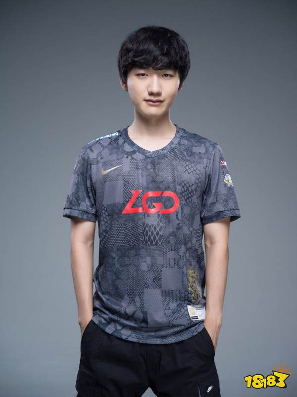 LOL世界赛LGD定妆照公布 仗梦长行意气永在_18183英雄联盟手游专区